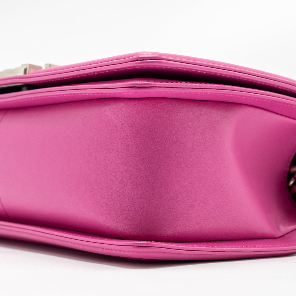 CHANEL MEDIUM BOY FLAP BAG PYTHON PINK BRUSHED SHW – Ateléra